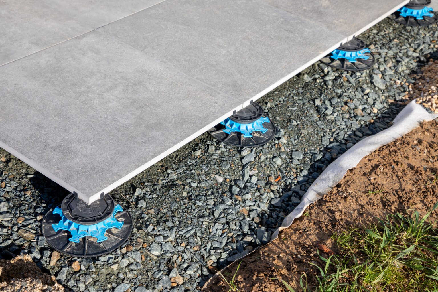 Terrasse « dalle sur plot » - BOSSARD SARL